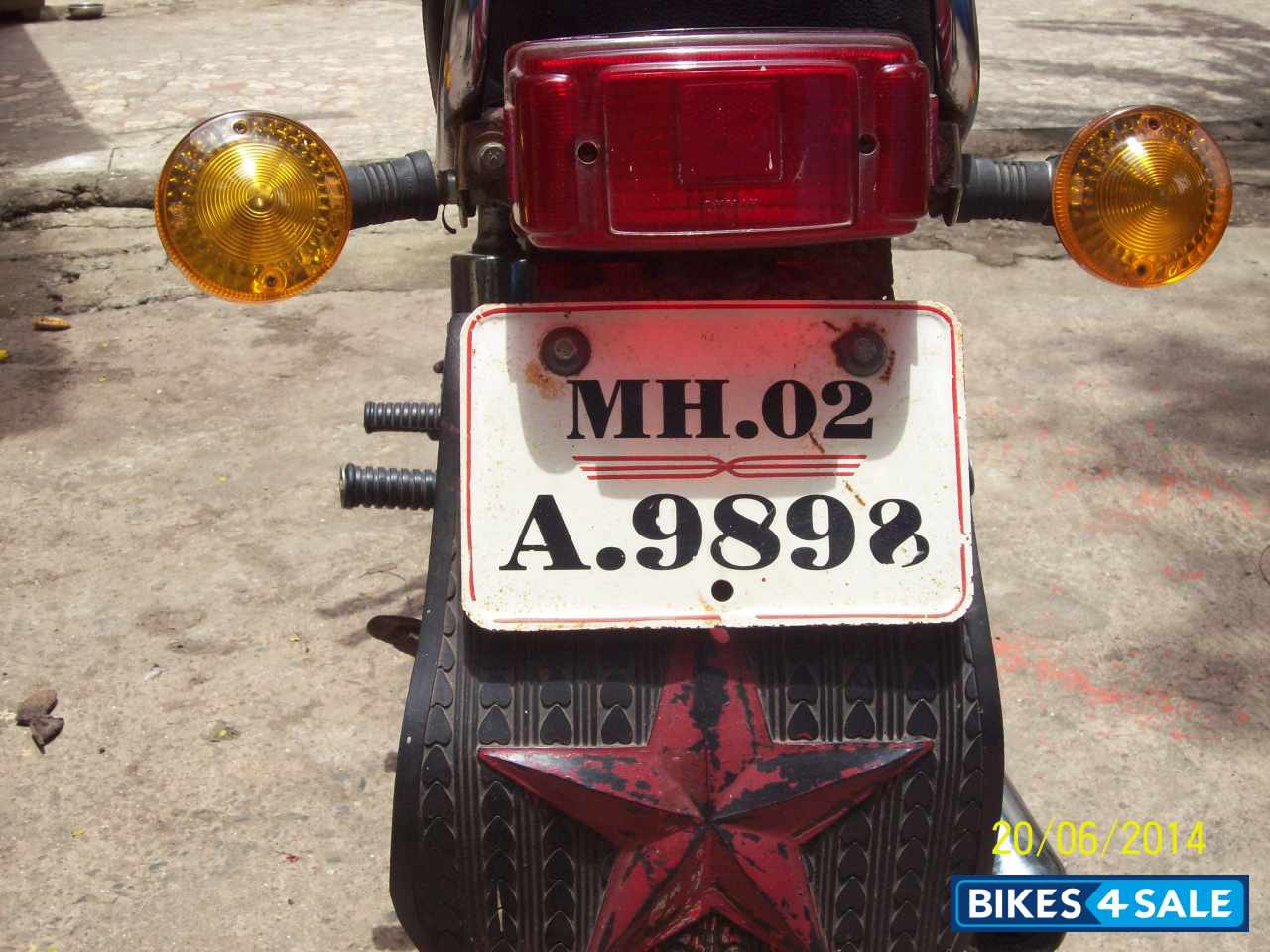 Used 1991 model Yamaha RX 100 for sale in Mumbai. ID 117203. Maroon ...
