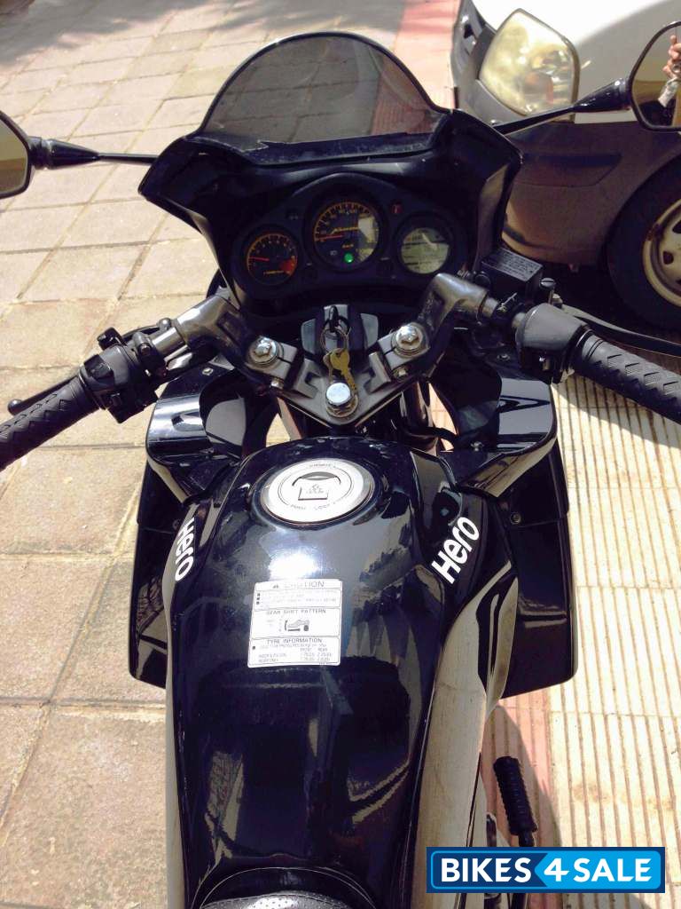 Used 2014 model Hero Karizma R for sale in Mumbai. ID 122260. Black ...