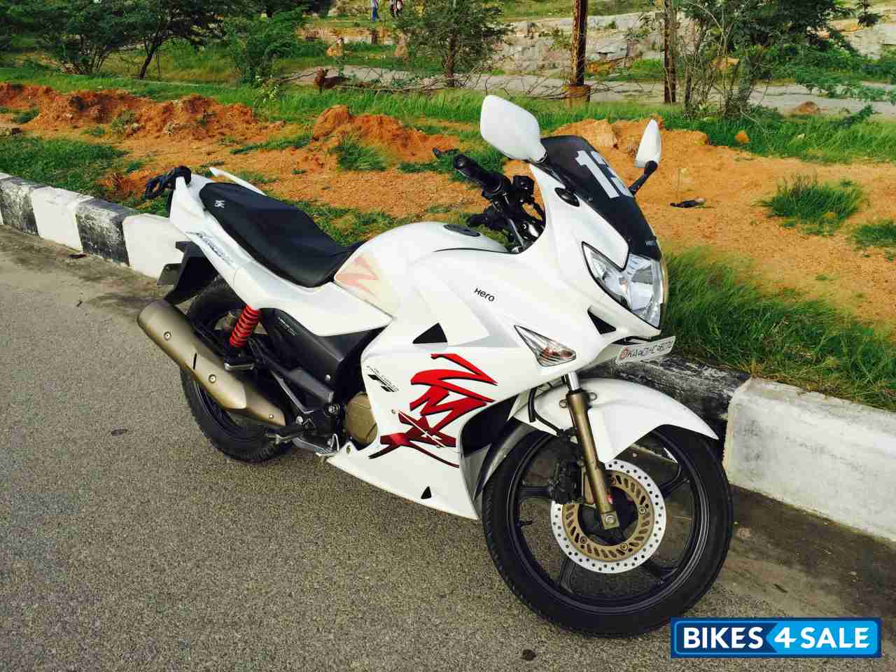 Karizma Zmr White