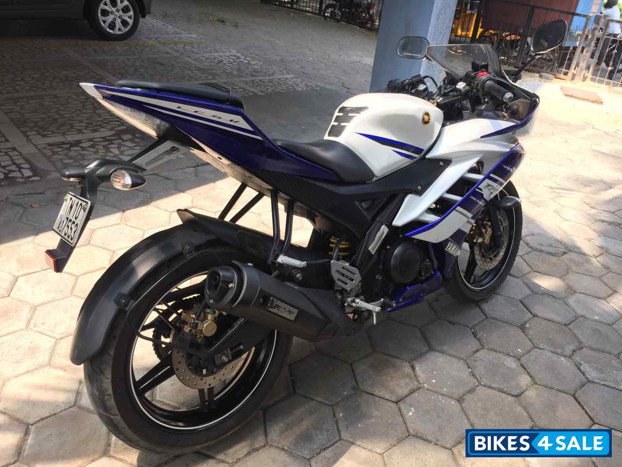 Used 2014 model Yamaha YZF R15 V2 for sale in Chennai. ID 135497. White ...