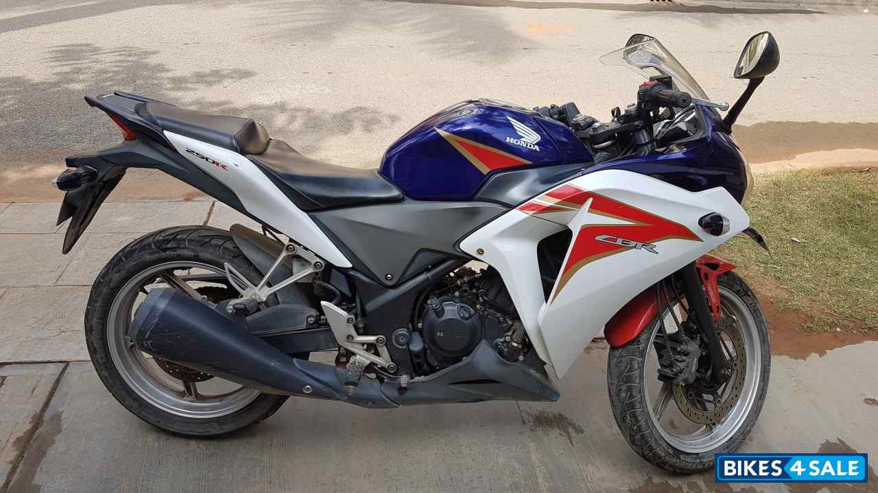 Used 2013 model Honda CBR 250R for sale in Bangalore. ID 136433. P H ...