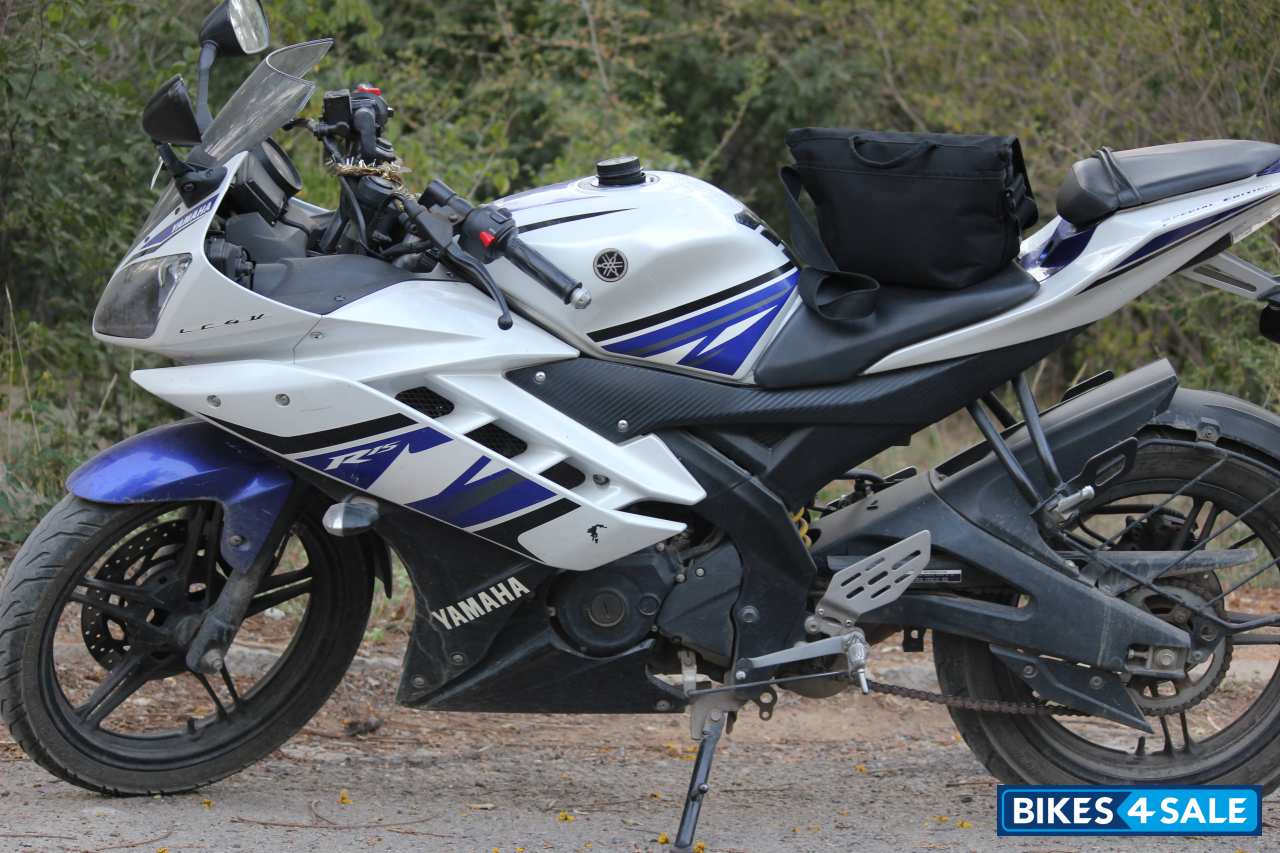 R15 V2 Limited Edition White And Blue