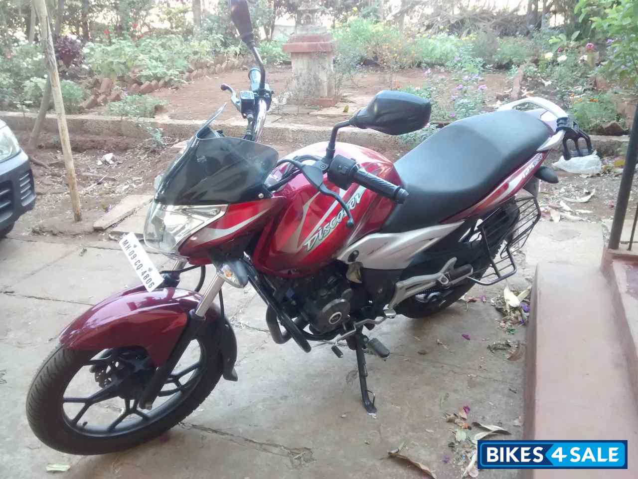 Used 2013 model Bajaj Discover 125 ST for sale in Kolhapur. ID 142490. Red colour - Bikes4Sale