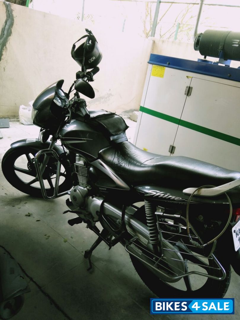 Used 2008 model Honda Shine for sale in Bangalore. ID 164984. Grey colour - Bikes4Sale