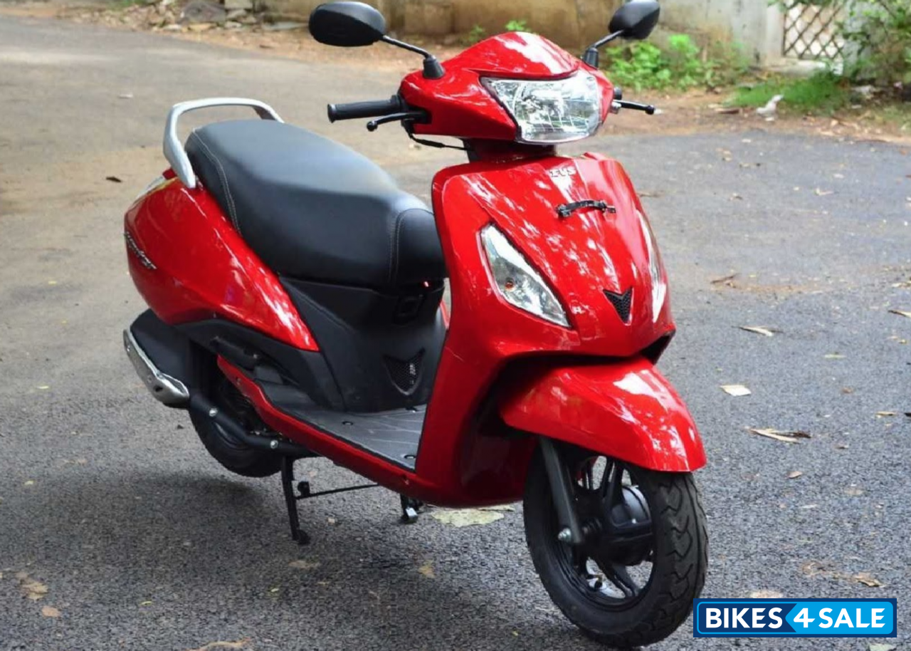 Tvs Jupiter Red