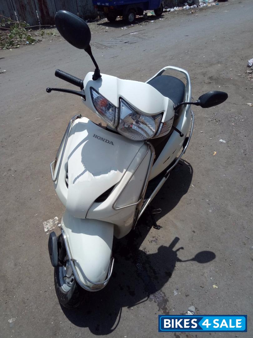Used 2014 model Honda Activa for sale in Mumbai. ID 170511. White ...