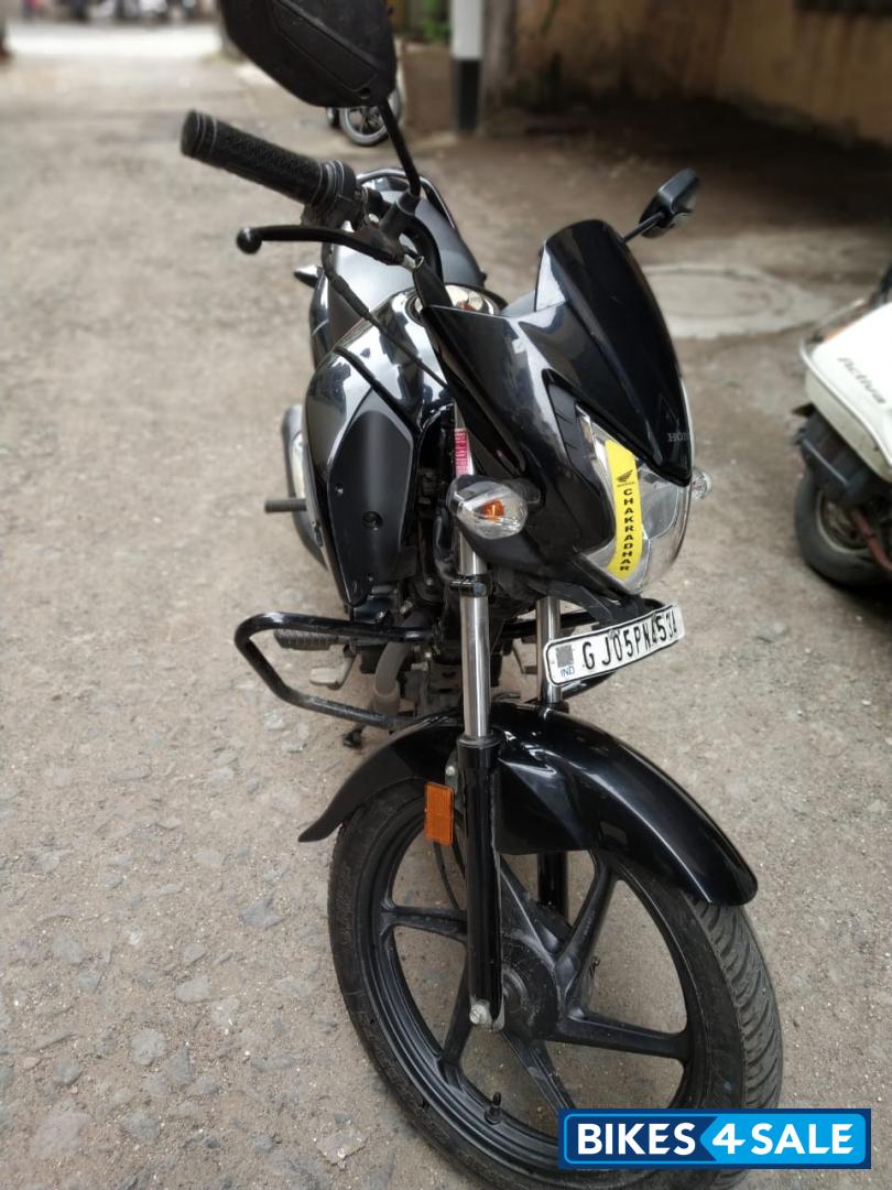 Used 2018 model Honda Livo 110 for sale in Surat. ID 175171 - Bikes4Sale