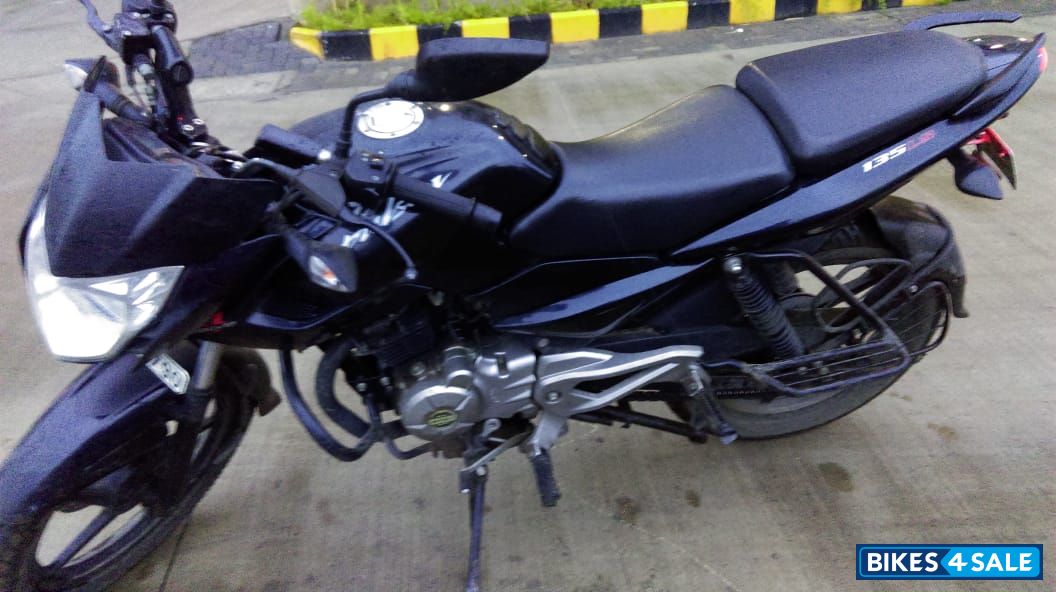 Used 2013 model Bajaj Pulsar 135LS for sale in Mumbai. ID 181655. Black ...