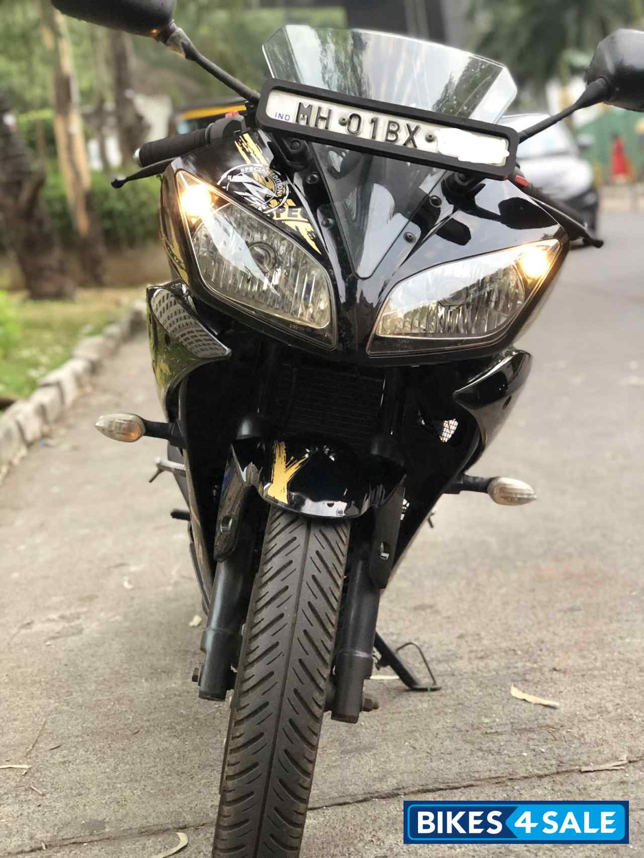 Used 2015 model Yamaha YZF R15 V2 for sale in Mumbai. ID 194250 ...