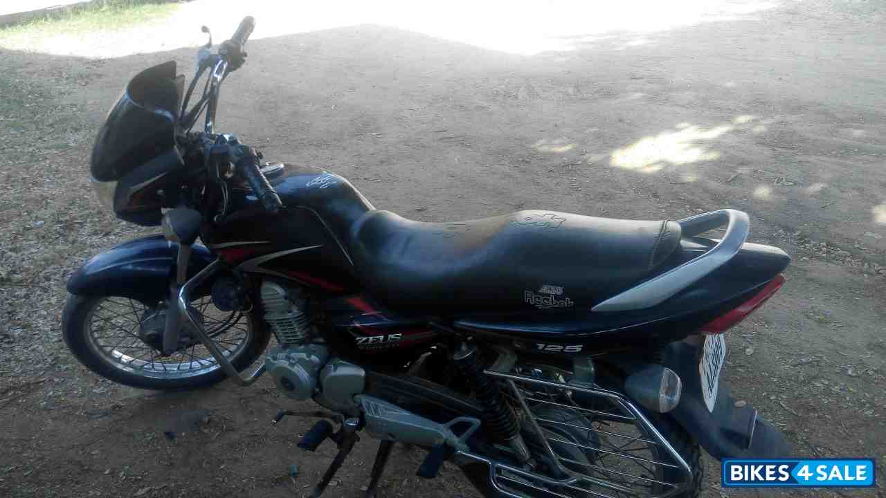 Used 2009 model Suzuki Zeus for sale in Gandhinagar. ID 204735 - Bikes4Sale
