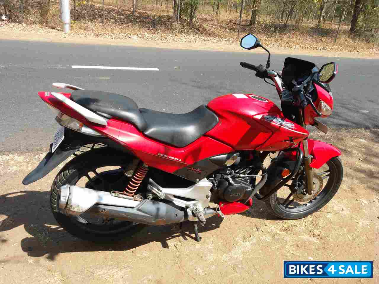 Used 2011 model Hero CBZ Xtreme for sale in Gandhinagar. ID 206992 - Bikes4Sale