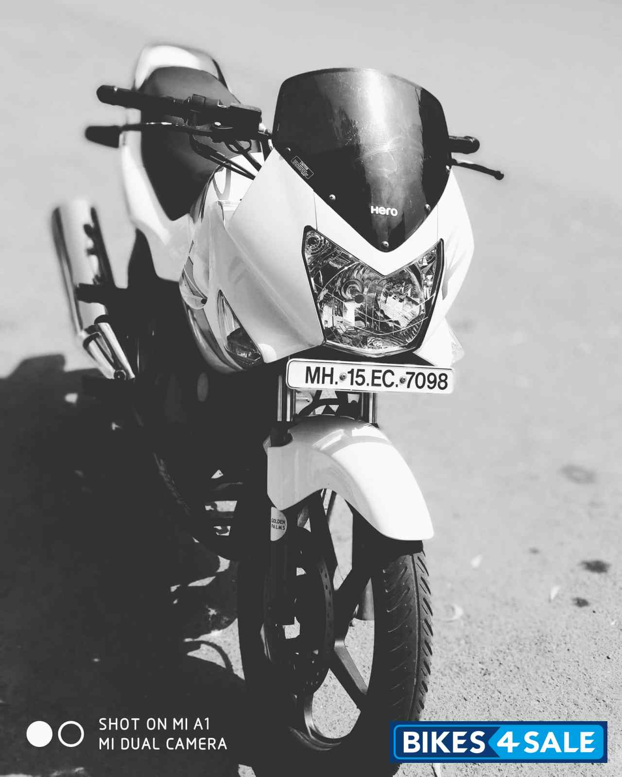 Karizma R White Front