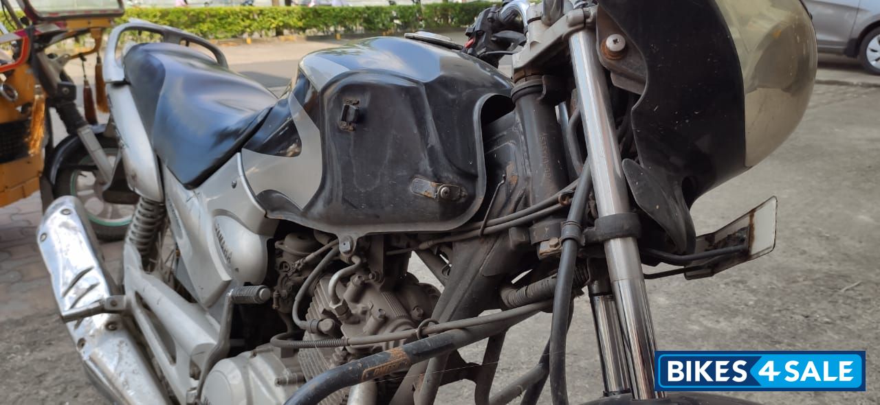 Used 2005 model Yamaha Fazer 125 for sale in South 24 Parganas. ID ...