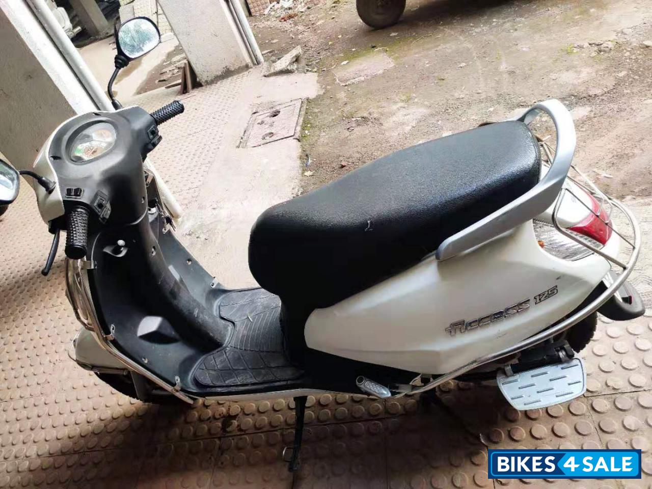 Used 2016 model Suzuki Access 125 for sale in Pune. ID 249183. White ...