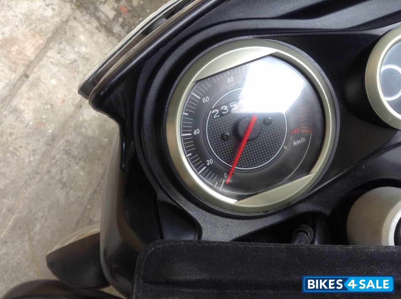Used 2016 model Bajaj V15 for sale in Kolkata. ID 252578. Black colour ...