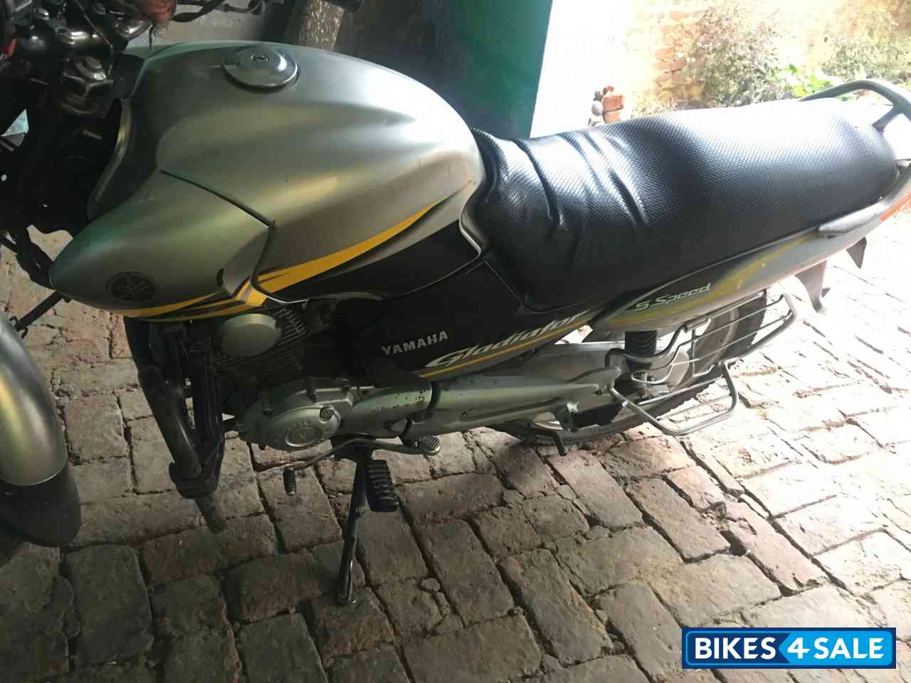 Used 2008 model Yamaha Gladiator for sale in Bagpat. ID 255296 - Bikes4Sale