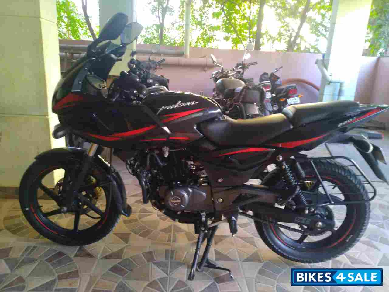 Used 2018 model Bajaj Pulsar 220F for sale in Bangalore. ID 260864 ...
