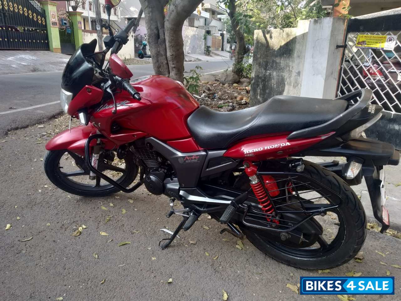 Used 2011 model Hero Hunk for sale in Chennai. ID 263967 - Bikes4Sale