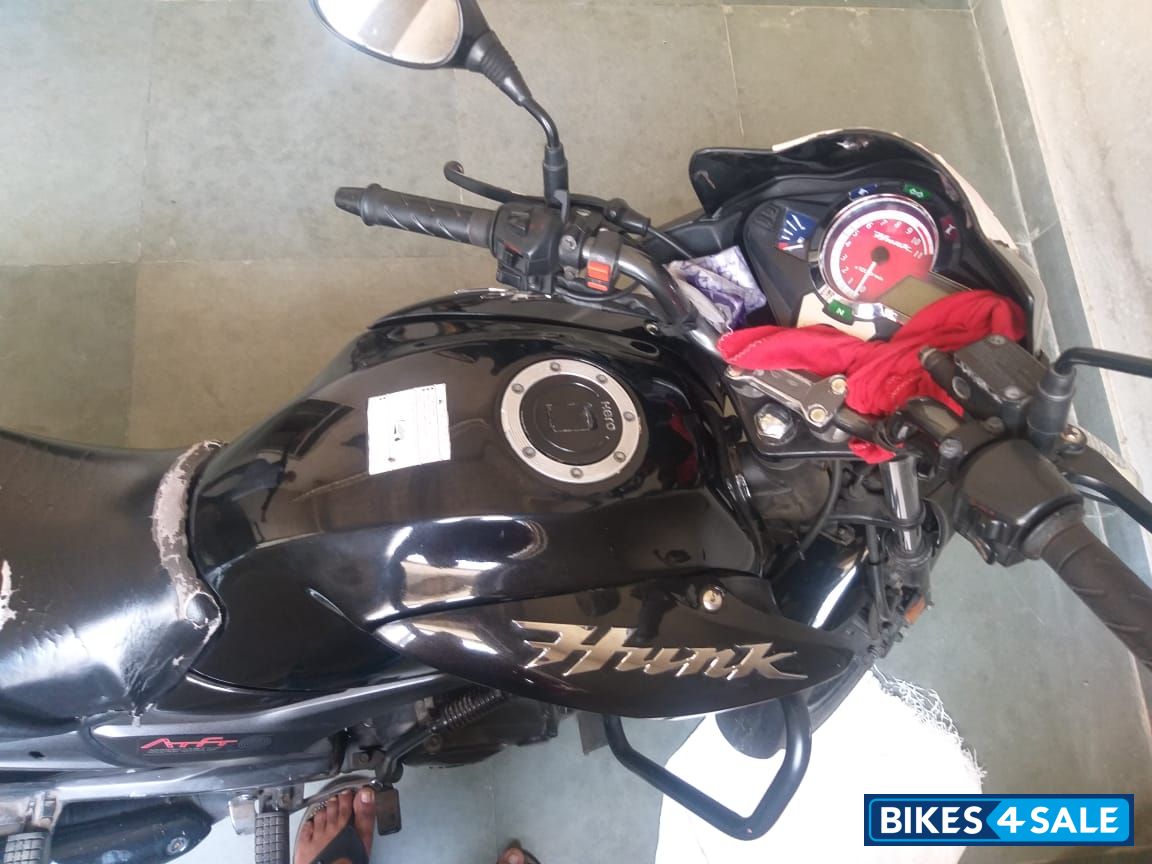 Used 2016 model Hero Hunk for sale in Kolkata. ID 272301. Mbk colour - Bikes4Sale