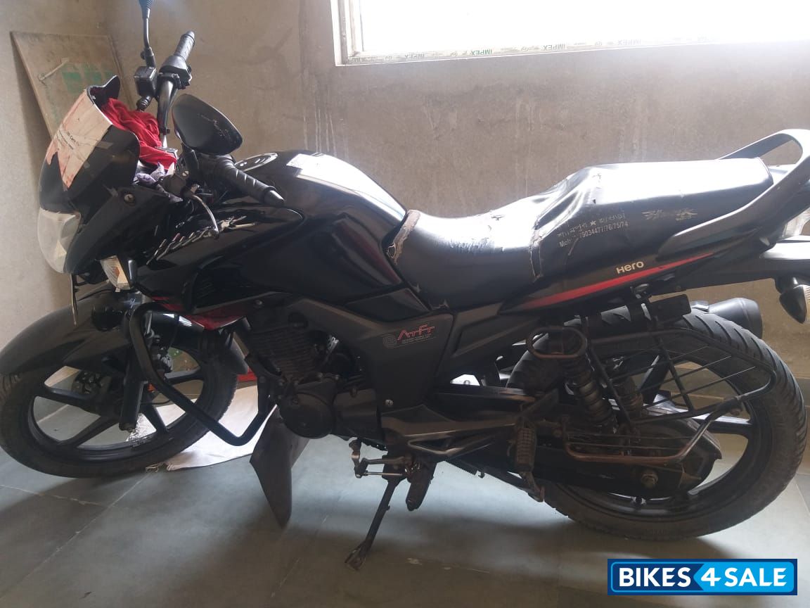 Used 2016 model Hero Hunk for sale in Kolkata. ID 272301. Mbk colour - Bikes4Sale