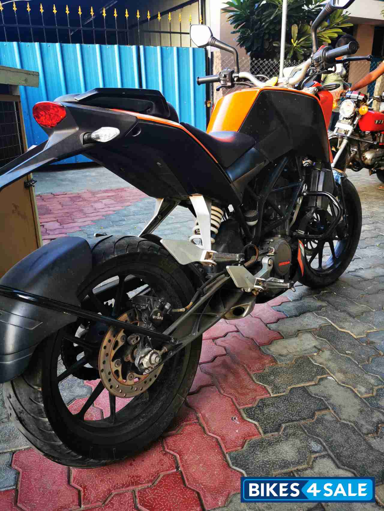 Used 2013 model KTM Duke 200 for sale in Madurai. ID 280545 - Bikes4Sale