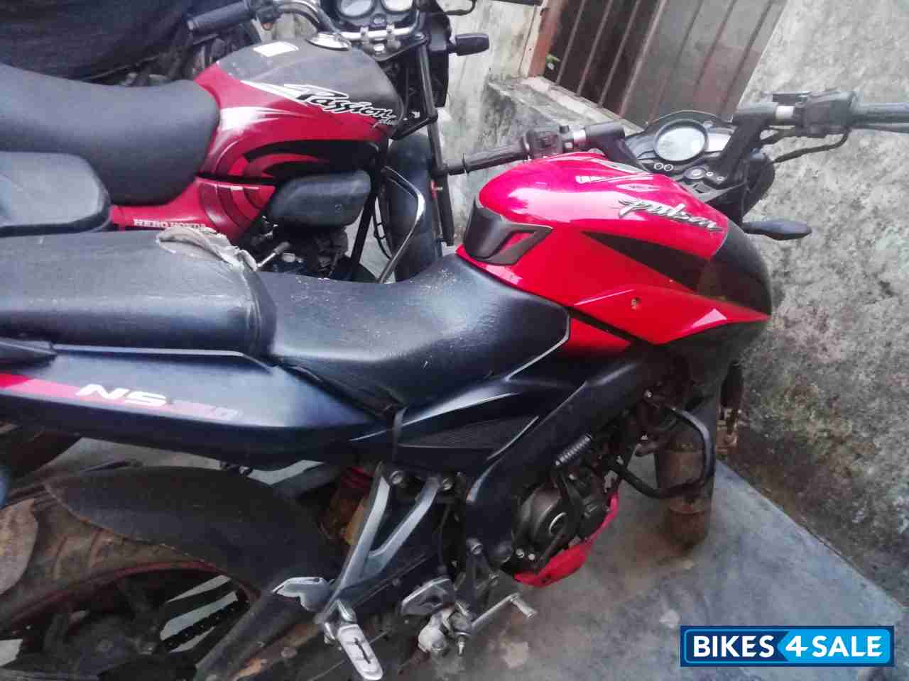 Used 2016 model Bajaj Pulsar NS 160 for sale in Bhubaneshwar. ID 284153 ...