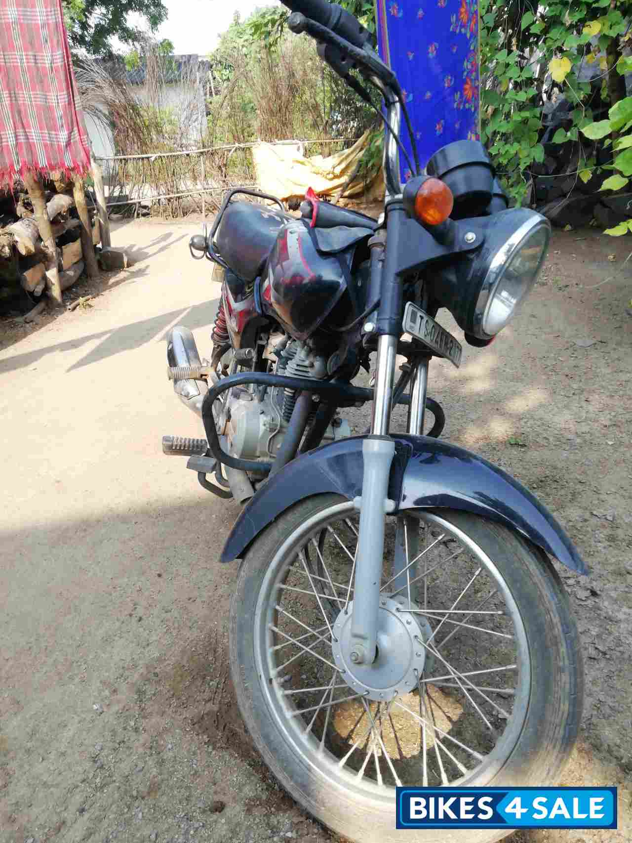 Used 2017 model Bajaj CT 100B for sale in Khammam. ID 293897 - Bikes4Sale