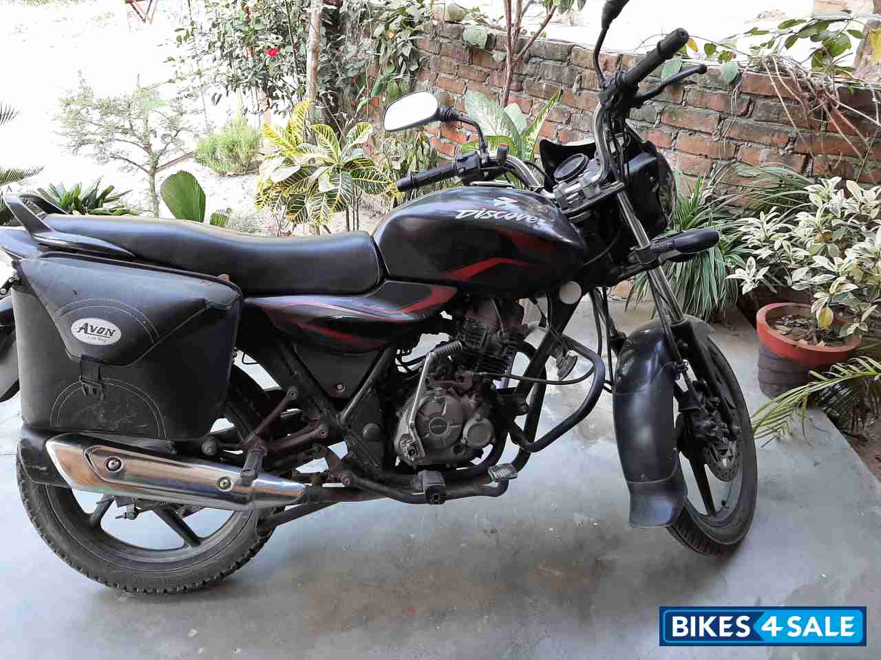 Used Bajaj Discover 150 S for sale in Lucknow. ID 294501 - Bikes4Sale