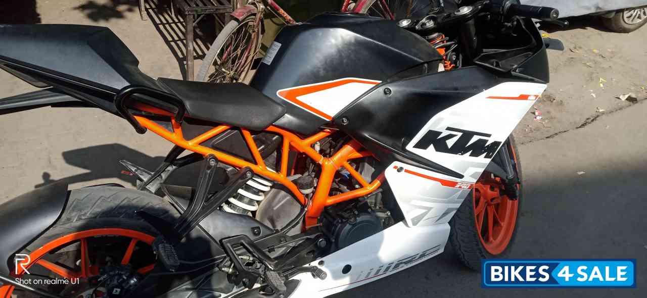 Used 2017 model KTM RC 390 for sale in Moradabad. ID 294986 - Bikes4Sale