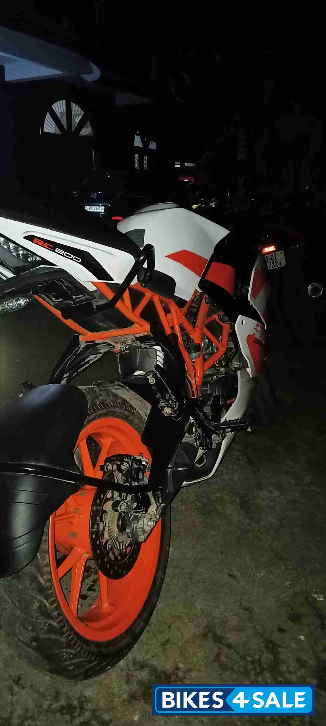 Used 2019 model KTM RC 200 for sale in Guwahati. ID 297018 - Bikes4Sale
