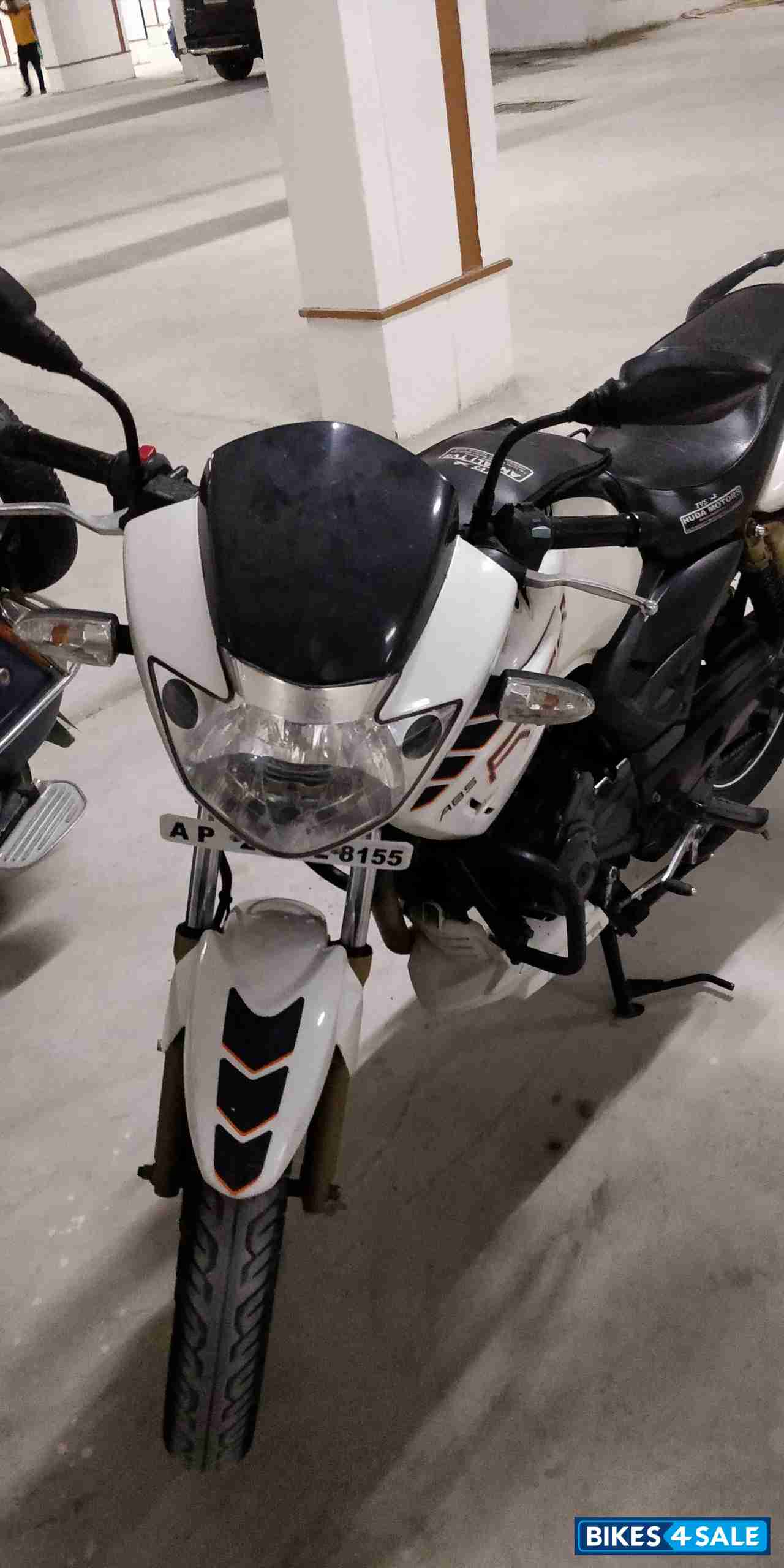 Apache Rtr 180 Abs Lights
