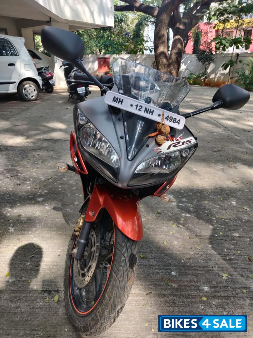 Yamaha Bike R15 V2
