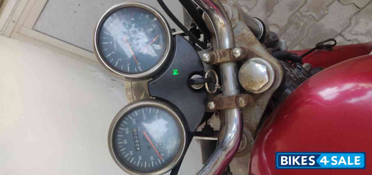 Red Royal Enfield Thunderbird TwinSpark 350 Picture 4. Bike ID 430078 ...