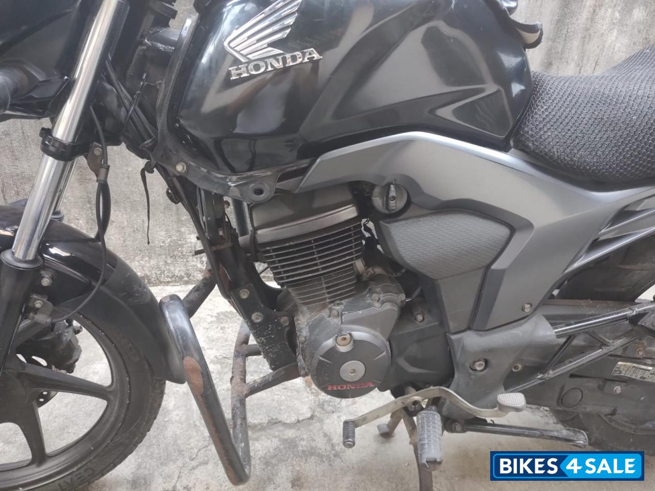 Black Honda CB Trigger Picture 8. Bike ID 454997. Bike located in ...