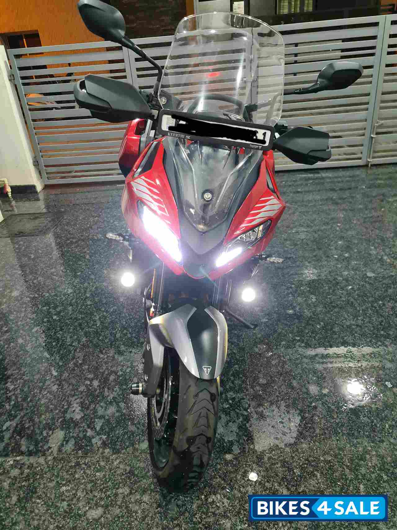 Korosi Red Triumph Tiger Sport 660 Picture 5. Bike ID 551301. Bike located in Bangalore - Bikes4Sale