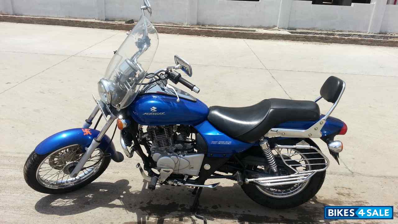 Blue Bajaj Avenger 220 DTS-i Picture 1. Bike ID 100659. Bike located in ...