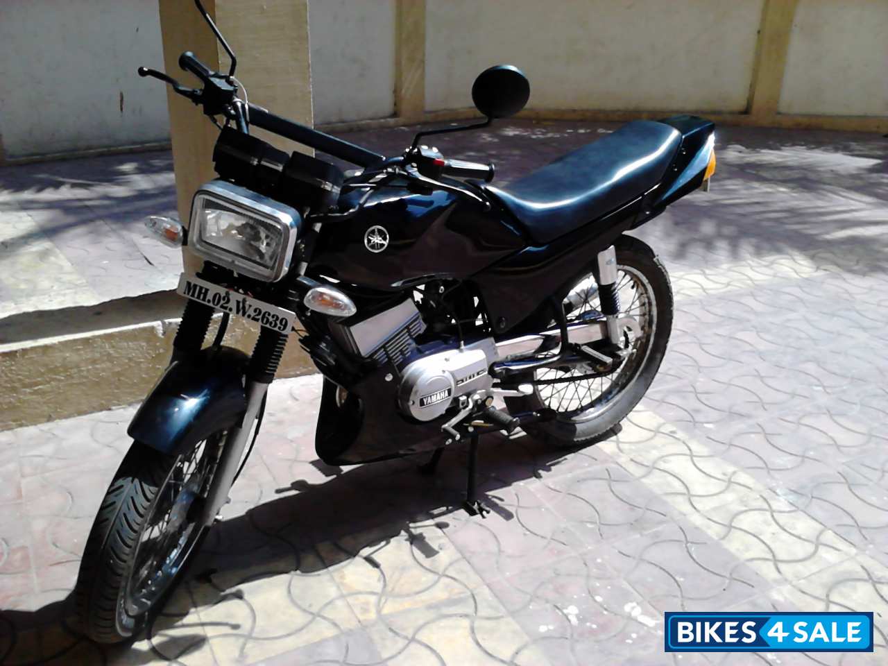 Used 1997 model Yamaha RXZ for sale in Mumbai. ID 102493. Black colour ...