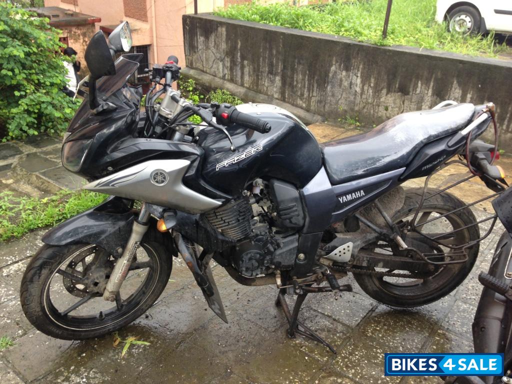 Yamaha Fazer Black And Silver