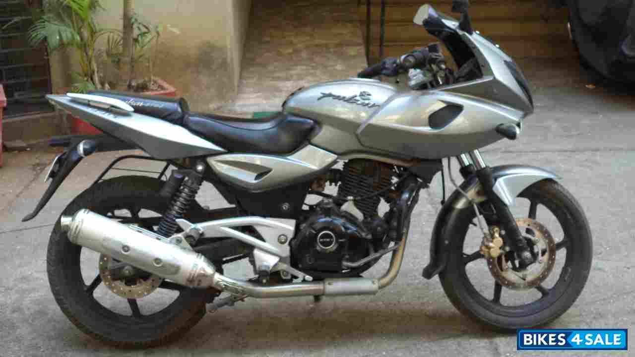 Used 2011 model Bajaj Pulsar 220 DTSFi for sale in Mumbai. ID 106874 ...