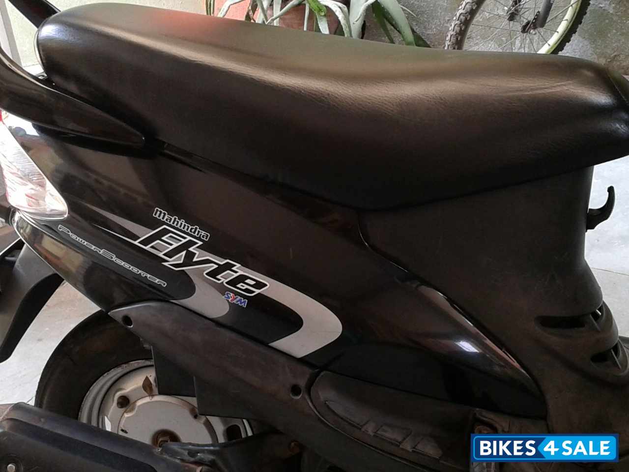 Used 2010 model Mahindra Flyte for sale in Chennai. ID 111022. Black ...