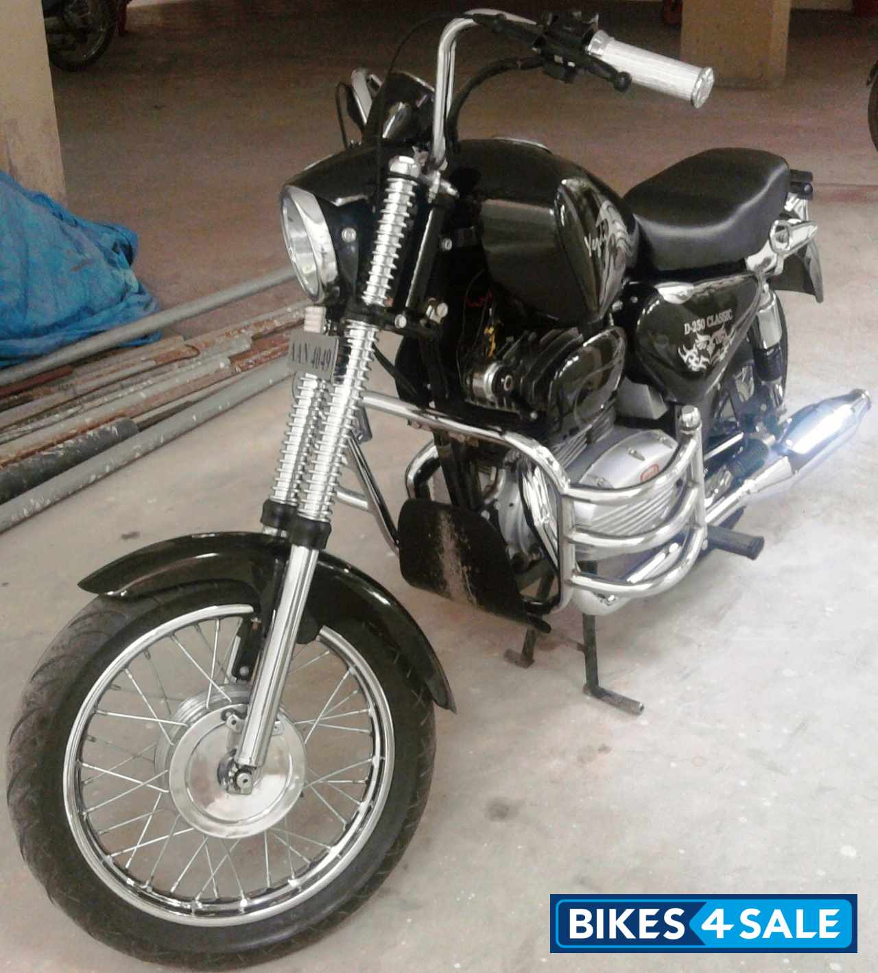 Used 1981 model Modified Bike for sale in Hyderabad. ID 15990. Metallic ...