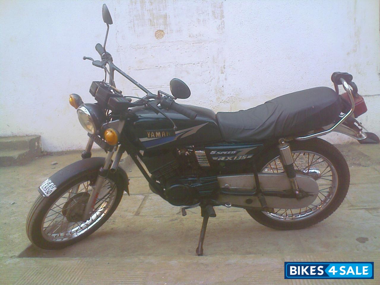 Used 2001 model Yamaha RX 135 for sale in Mumbai. ID 18909. Black colour - Bikes4Sale