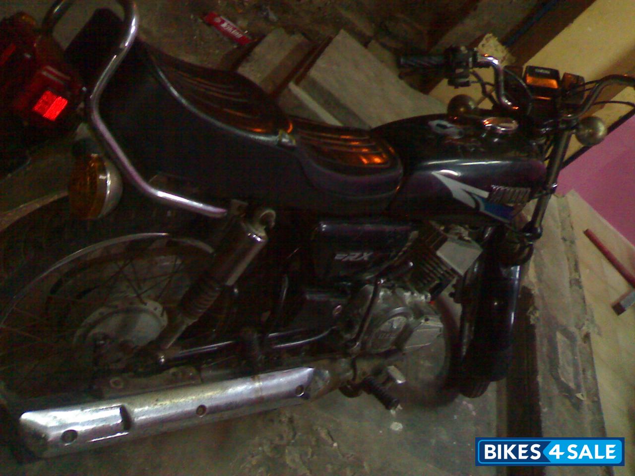 Used 2000 model Yamaha RX 135 for sale in Chennai. ID 24133. Black colour - Bikes4Sale