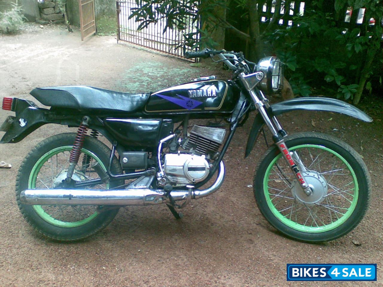 Used 1997 model Yamaha RX for sale in Thrissur. ID 2554. black colour ...