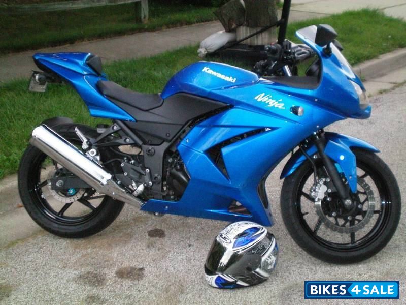 Used 2008 model Kawasaki 250R for sale in Ernakulam. ID 27642. Blue ...
