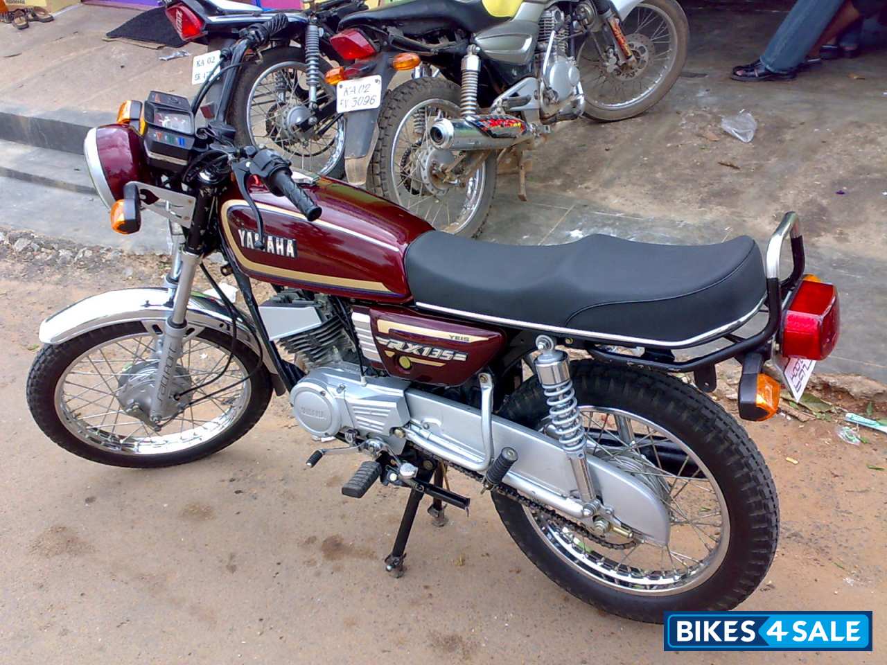 Used 2005 model Yamaha RX 135 for sale in Bangalore. ID 28274. Maron colour - Bikes4Sale