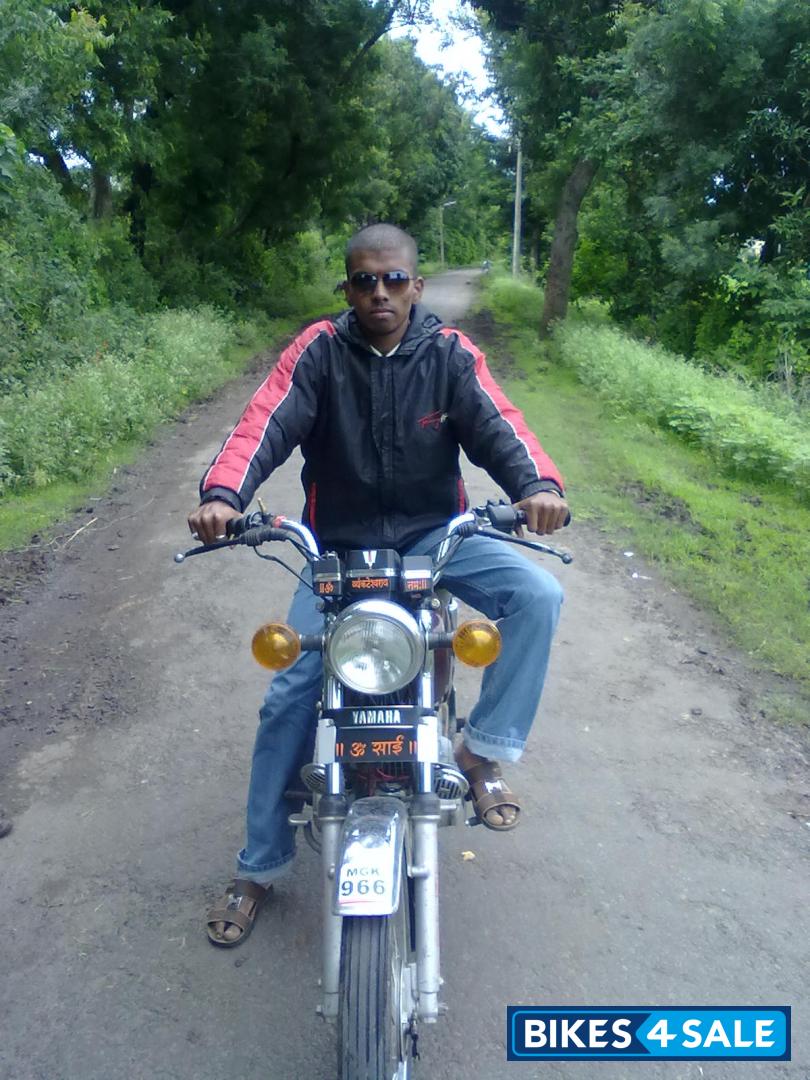 Used 1988 model Yamaha RX 100 for sale in Satara. ID 30793. Maroon Red ...