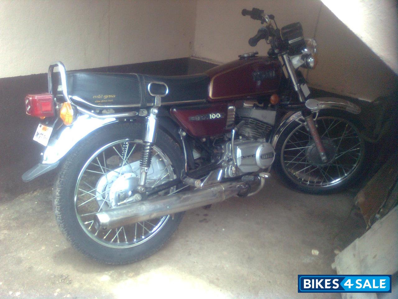 Used 1988 model Yamaha RX 100 for sale in Satara. ID 30793. Maroon Red ...