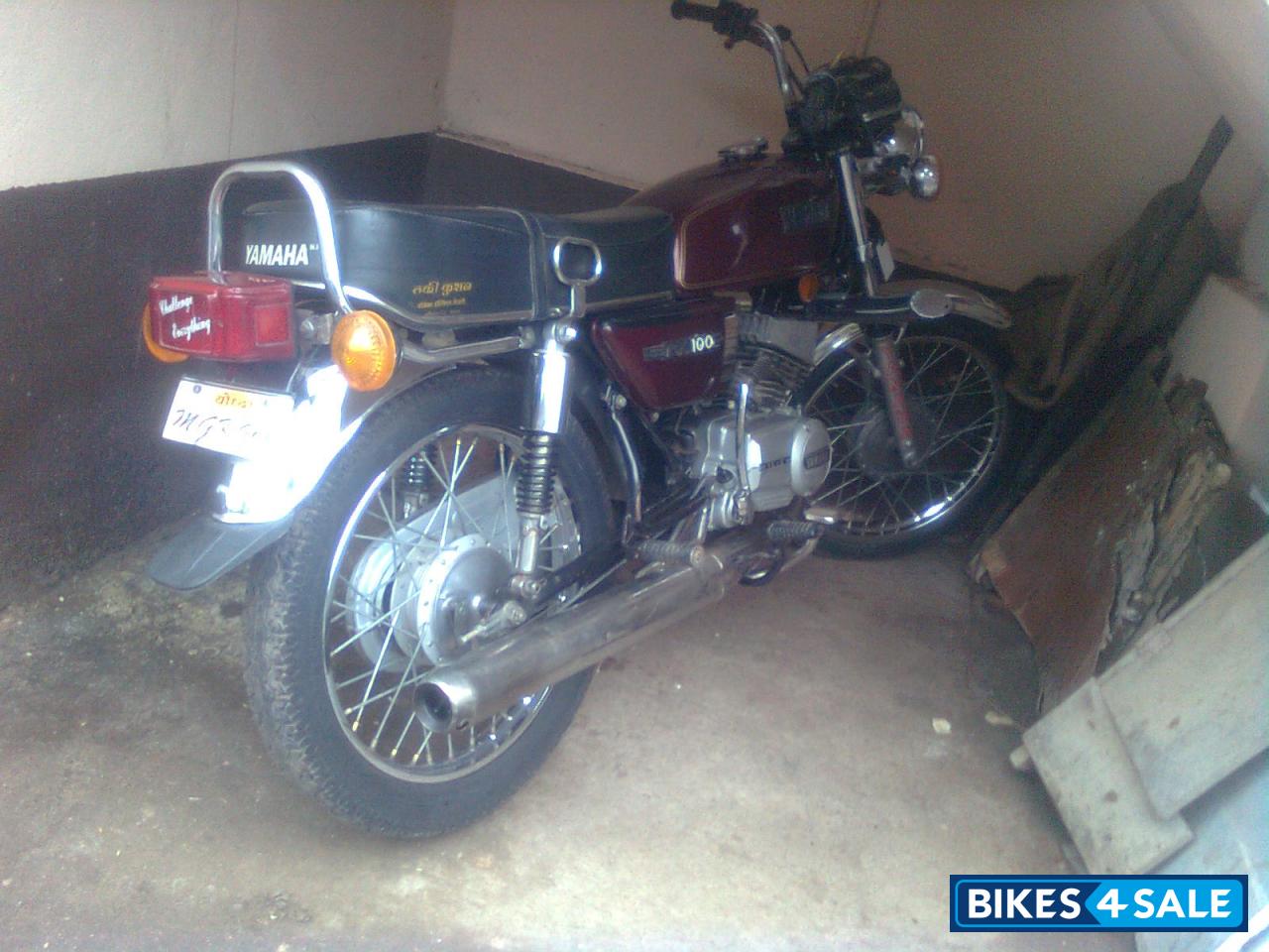 Used 1988 model Yamaha RX 100 for sale in Satara. ID 30793. Maroon Red ...