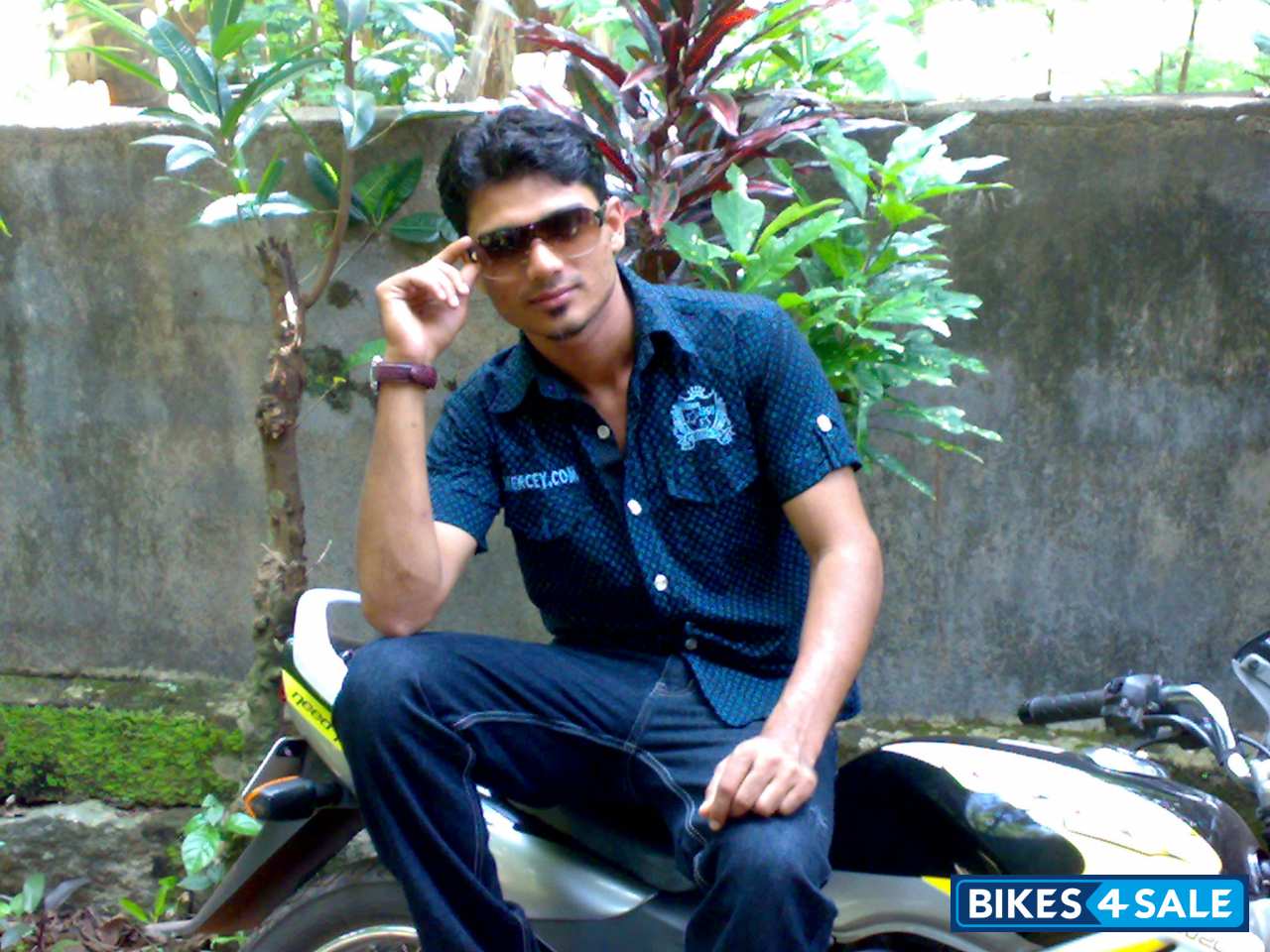 Used 2005 model Hero CBZ for sale in Mangalore. ID 33689. Black With ...